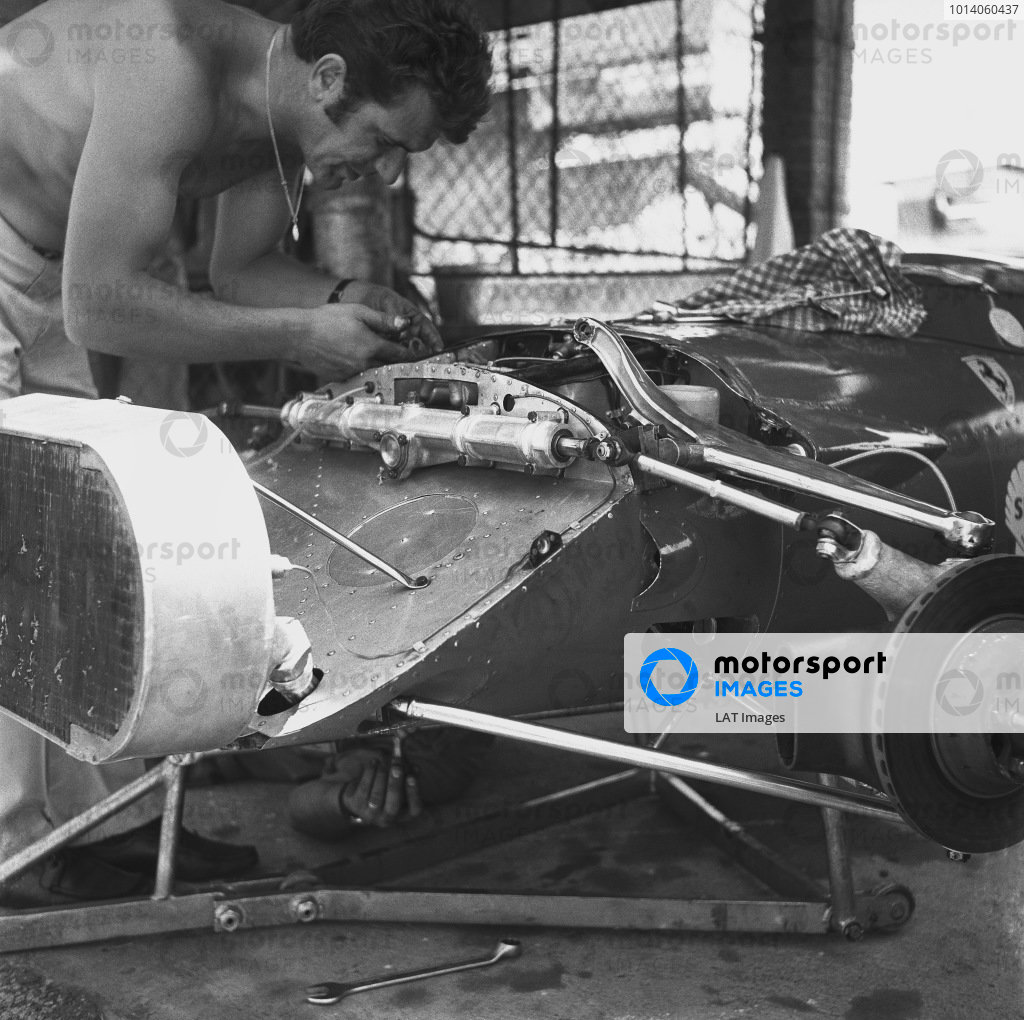 1970 South African Grand Prix. Kyalami, South Africa. 5th - 7th March ... 1970 South African Grand Prix. Kyalami, South Africa. 5th - 7th March ...